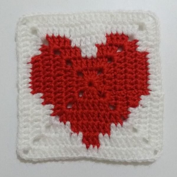 Crochet Heart Granny Square Pattern - My Crafts Inspirations